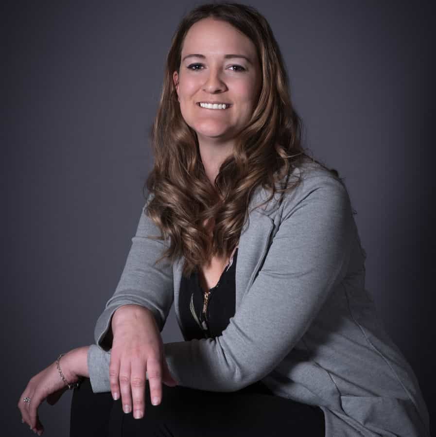 Dani Armstrong, CPA | Calgary Accountant | JMH & Co